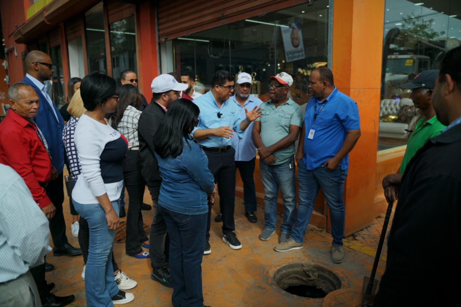 Alcalde Dío Astacio continúa plan de intervención de cien puntos ...
