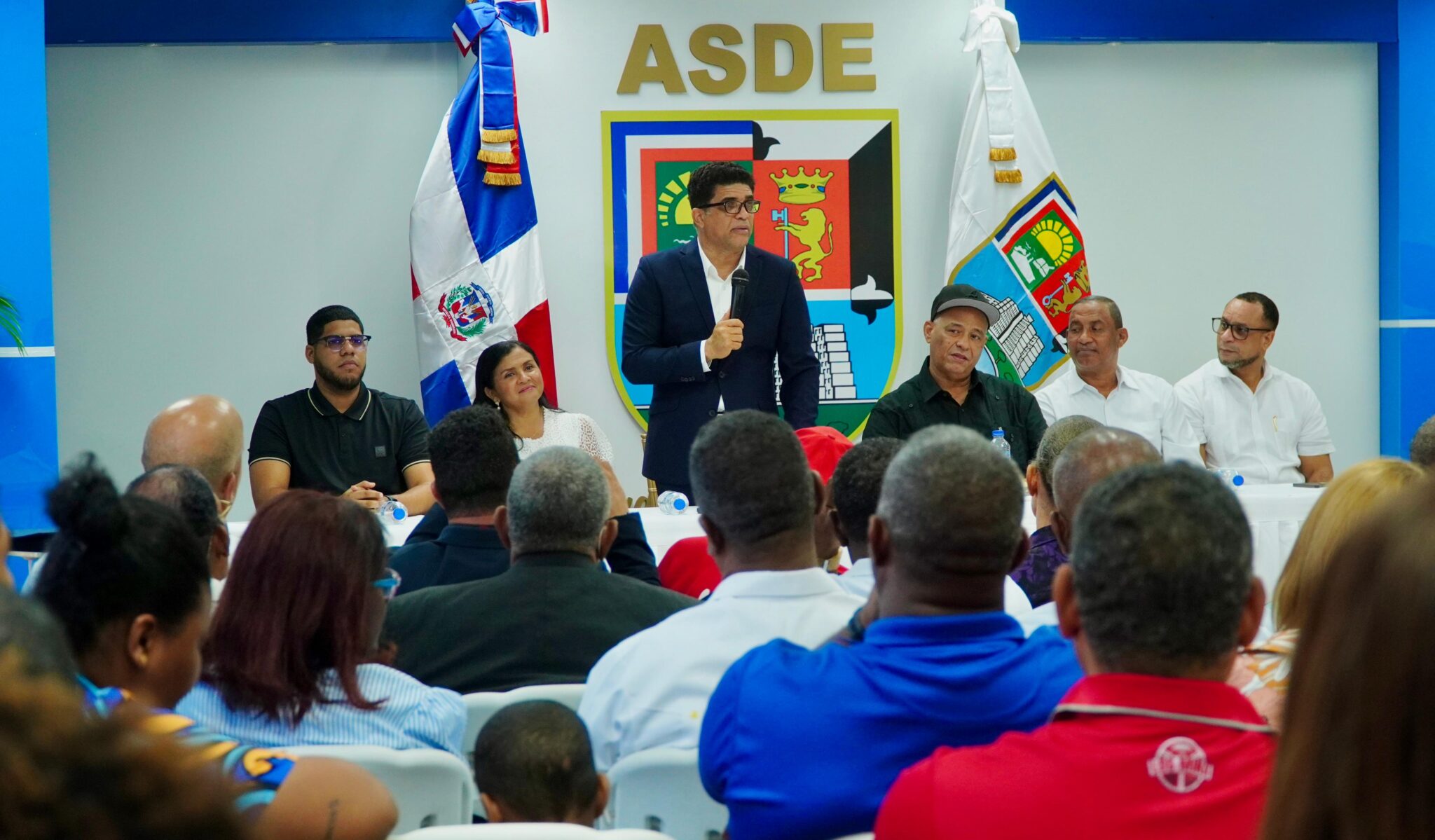 El alcalde Dío Astacio reconoce a íconos del deporte de Santo Domingo ...